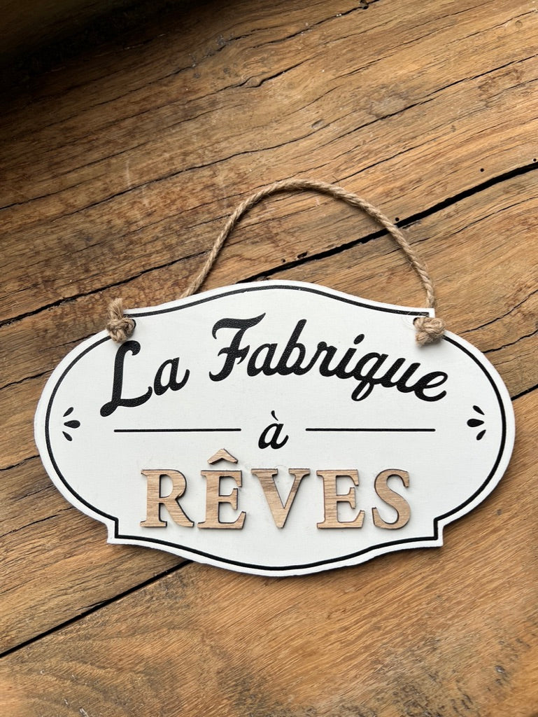 La Fabrique a Reves sign 🌙 – frenchibility